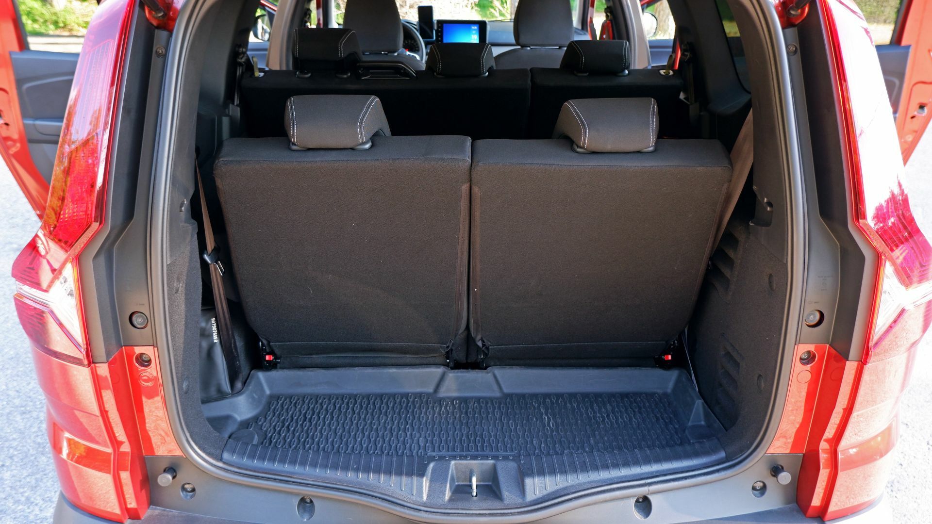 Converting The Dacia Jogger Into A Budget Four-Seater Limo | Carscoops