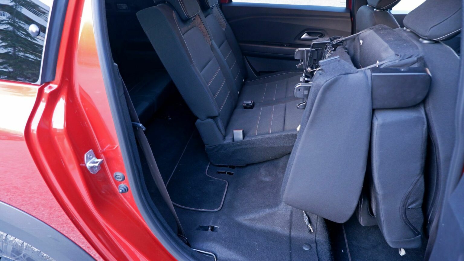 Converting The Dacia Jogger Into A Budget Four-Seater Limo | Carscoops