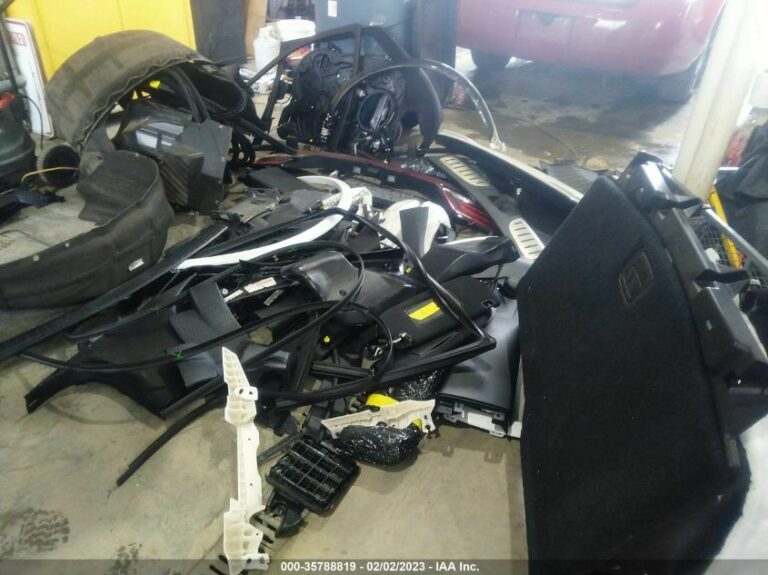 Is This Salvage 2021 Dodge Durango SRT Hellcat Worth Saving Or A Hard ...