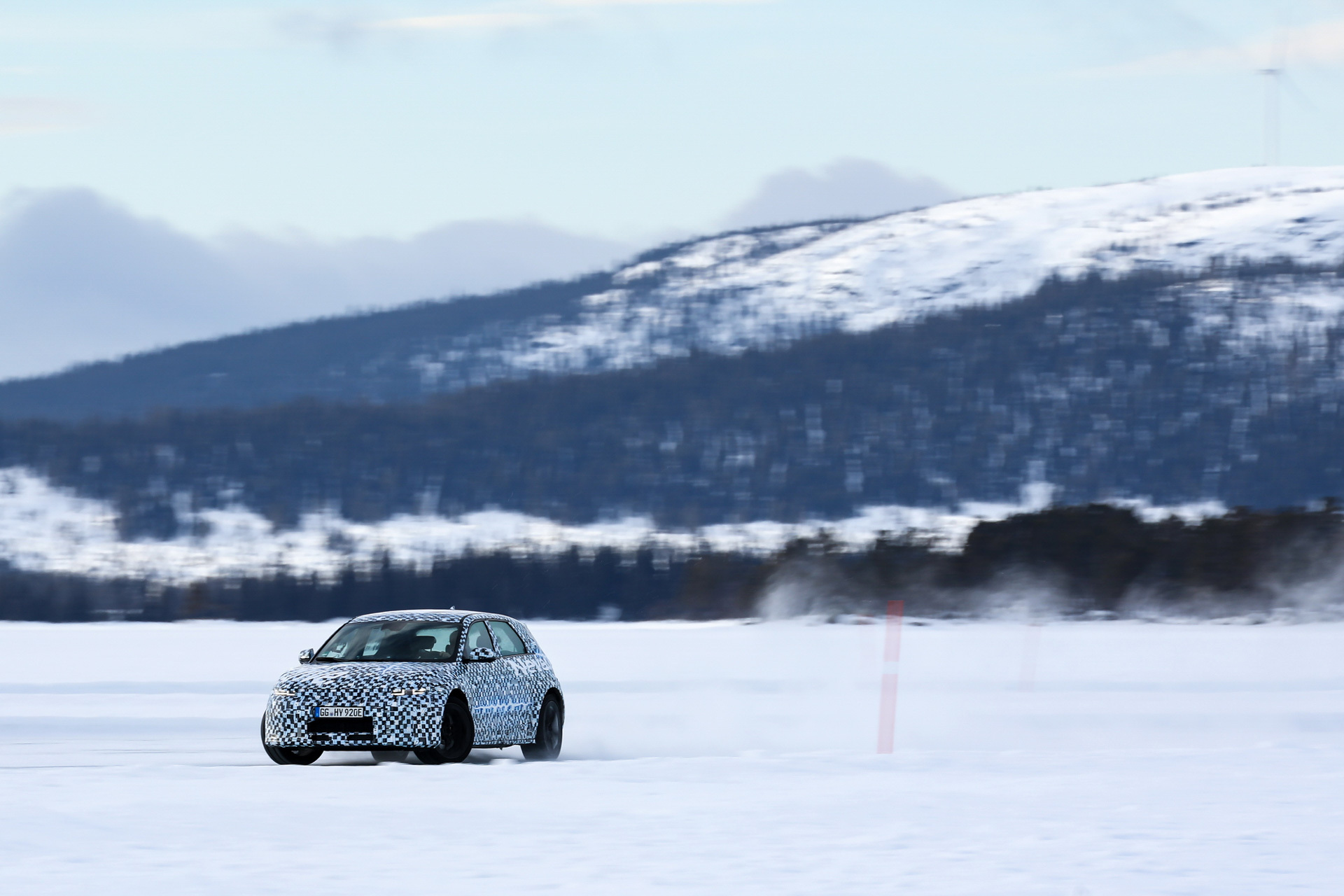 Watch Hyundai’s Ioniq 5 N Go Twin-Drifting With i20 N WRC Racer | Carscoops