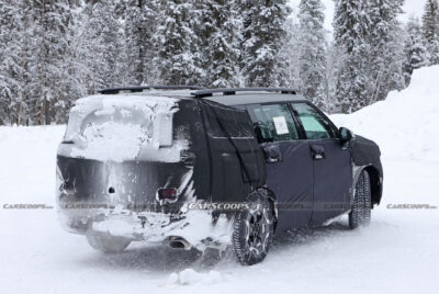 Defender-Aping 2025 Hyundai Sante Fe Shows Off Curving Digital Dash ...