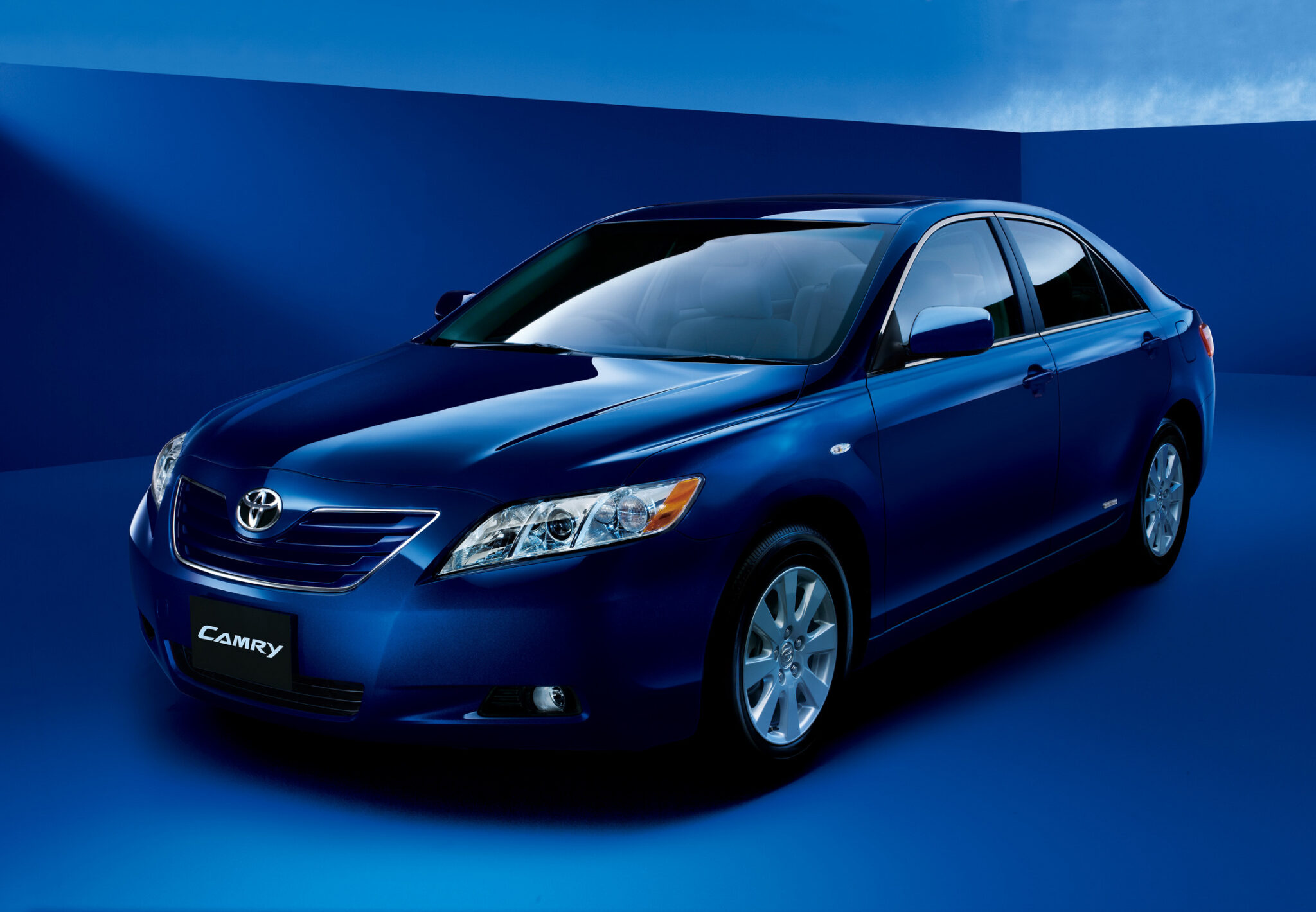 Toyota Kills The Camry In Japan After 43 Years To Focus On SUVs And ...