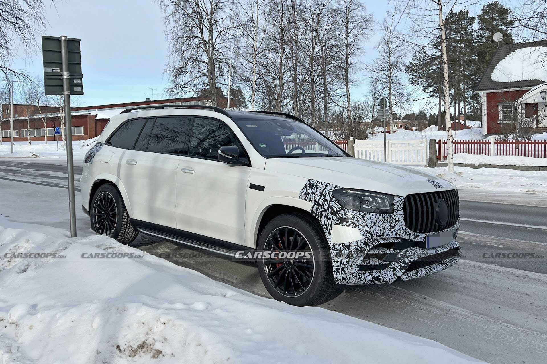 Facelifted 2024 Mercedes-AMG GLS 63 Keeps The V8 Faith | Carscoops