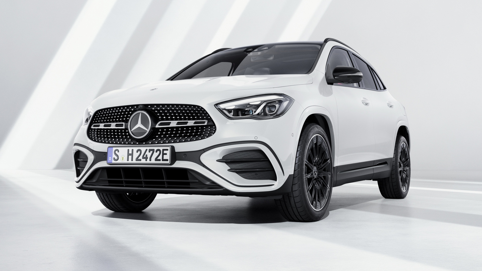 2024 Mercedes GLA And GLB Updated With A Sportier Face And Mild-Hybrid ...