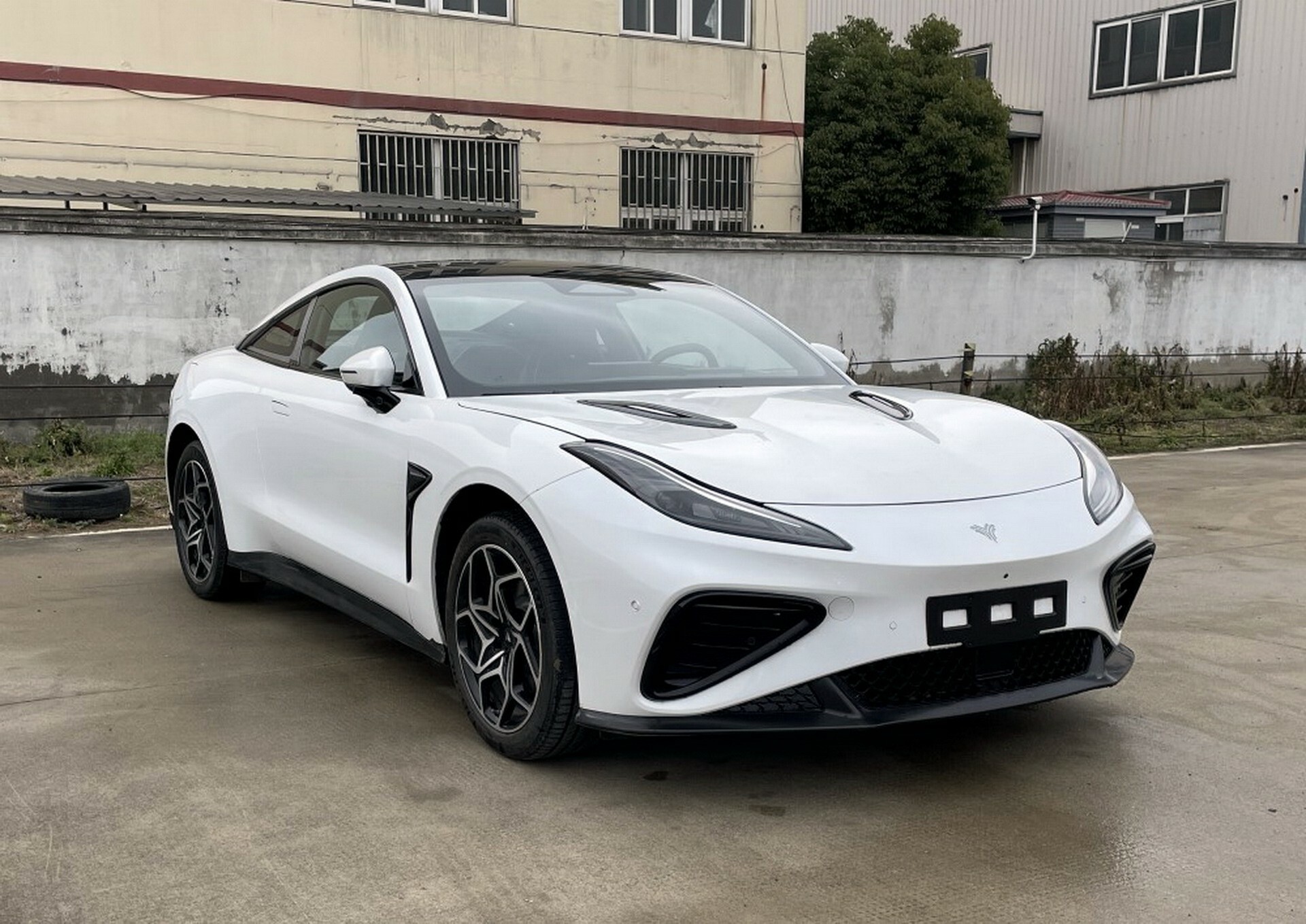 The Nezha GT Is An Electric Sports Car That Looks More European Than ...