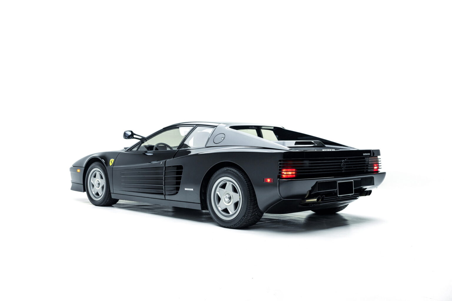 Celebrate The Ferrari Testarossa With Stunning Collection Of Five ...
