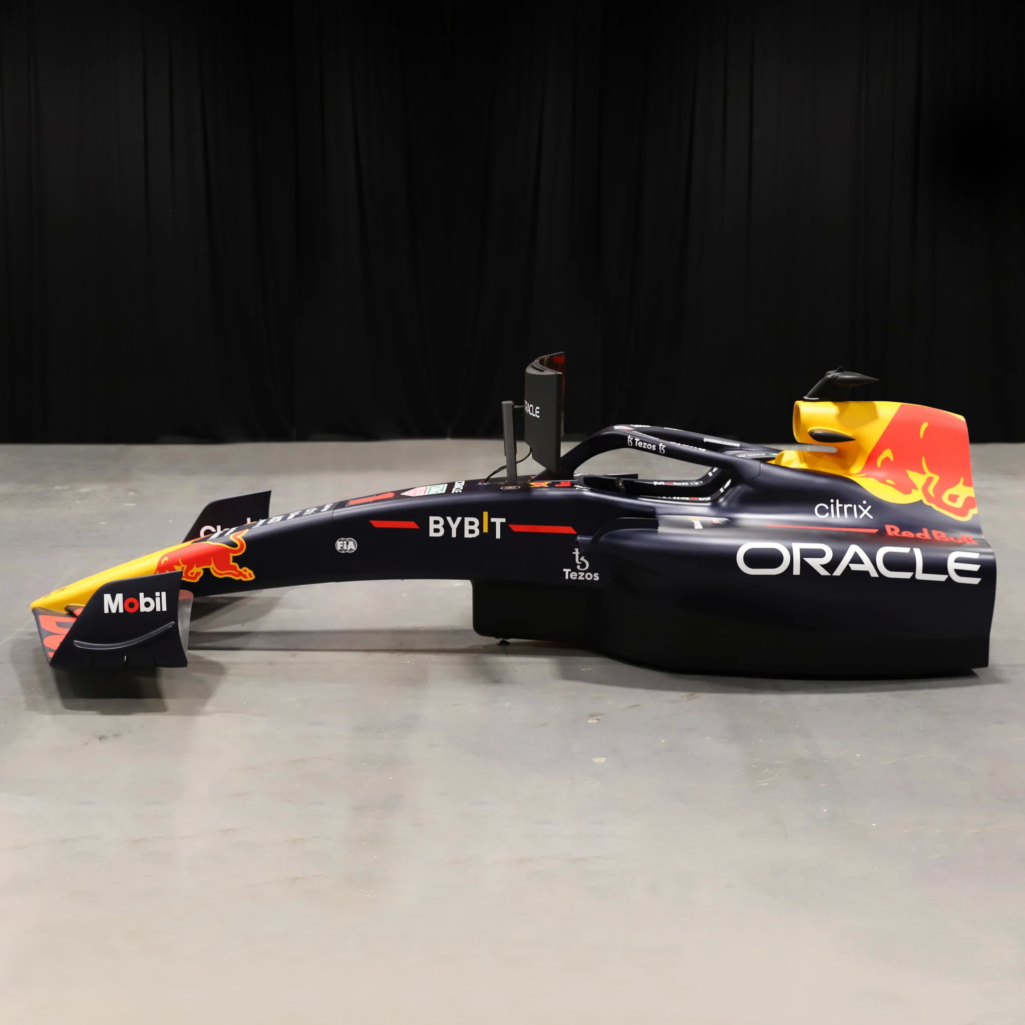 For $120K, You Can Get Red Bull And F1’s RB18 Racing Simulator – Or A ...