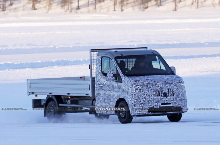 2024 Renault Master LCV Spotted With ICE And EV Powertrains | Carscoops