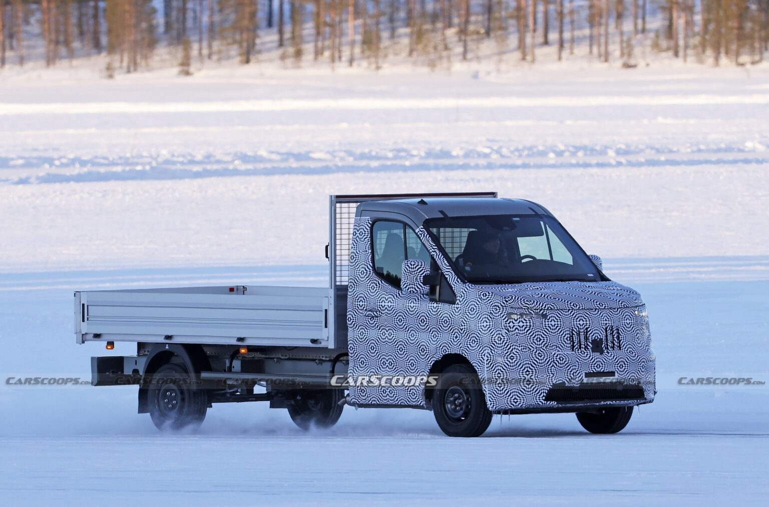 2024 Renault Master LCV Spotted With ICE And EV Powertrains | Carscoops