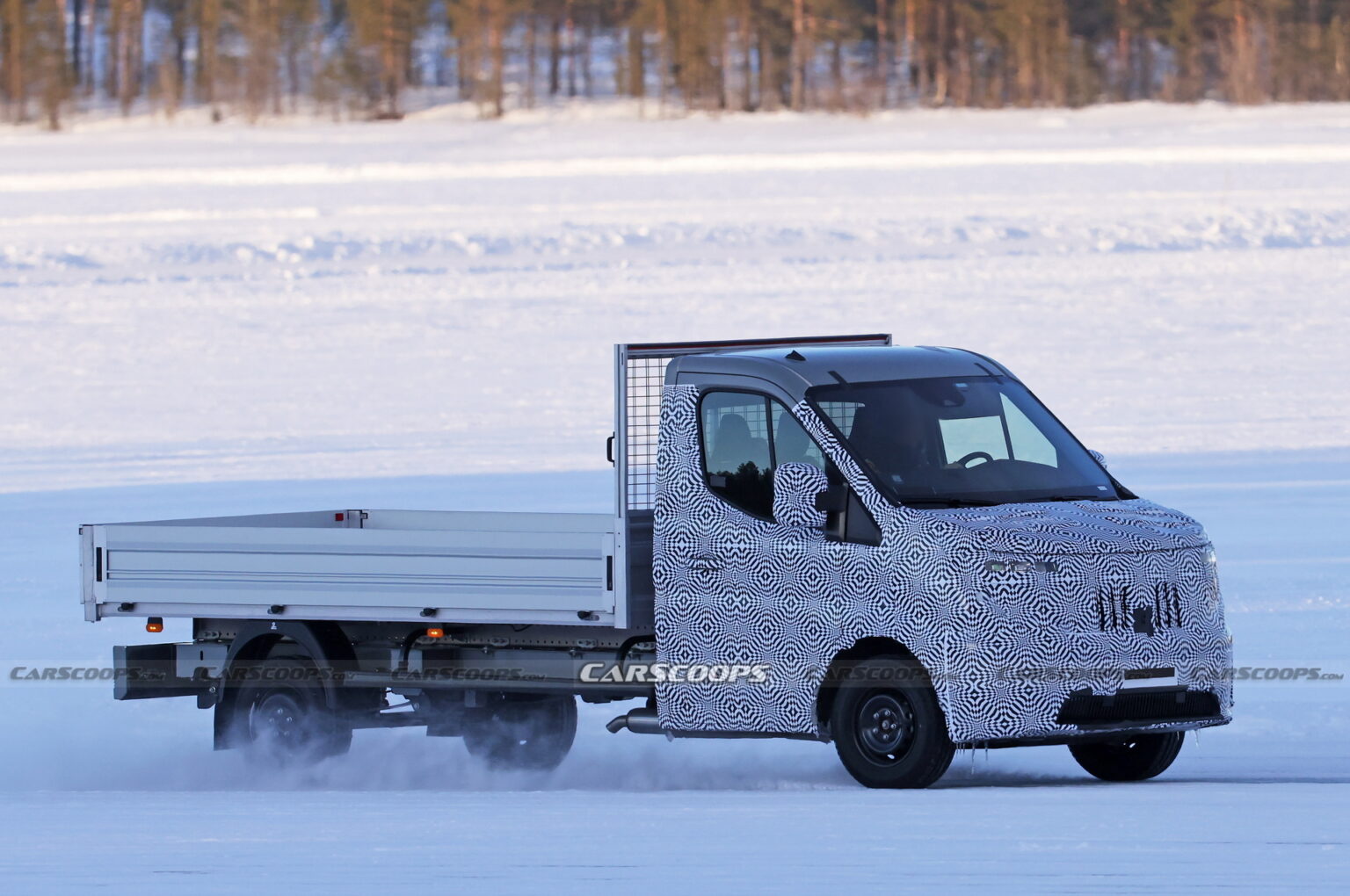 2024 Renault Master LCV Spotted With ICE And EV Powertrains | Carscoops