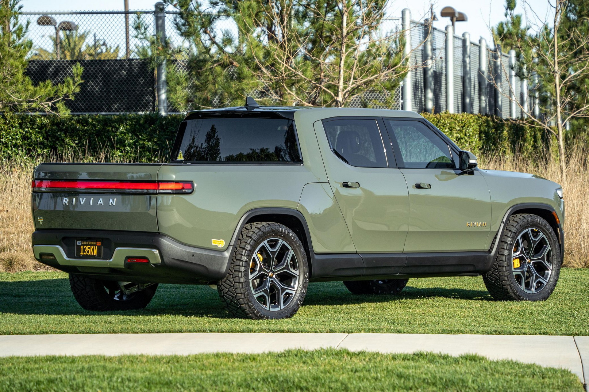 Rivian R1T With A Hidden Bed TV Is The Ultimate Tailgate Vehicle ...