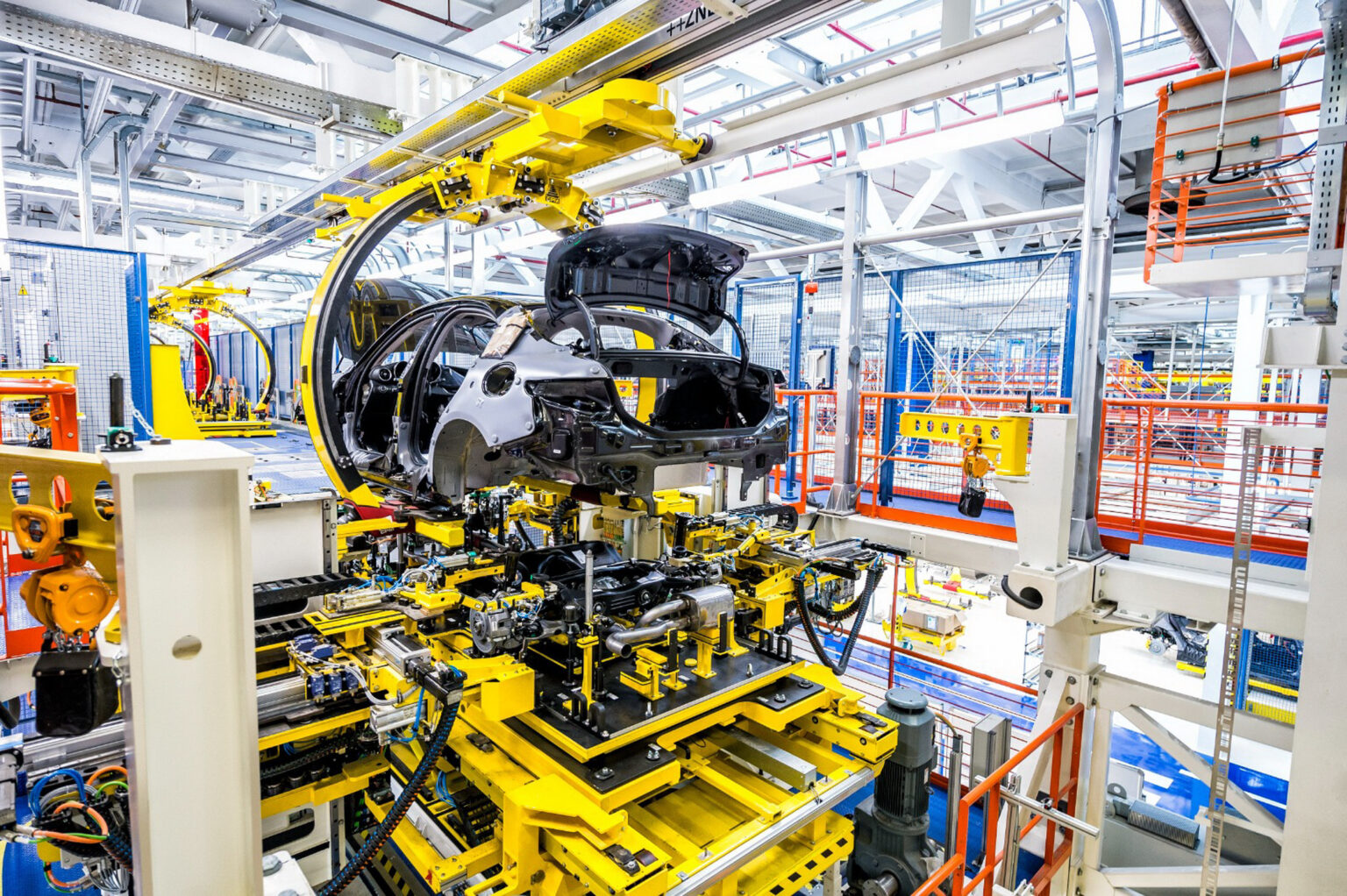 Maserati, Alfa Romeo To Make STLA Large Platform Electric Vehicles At ...