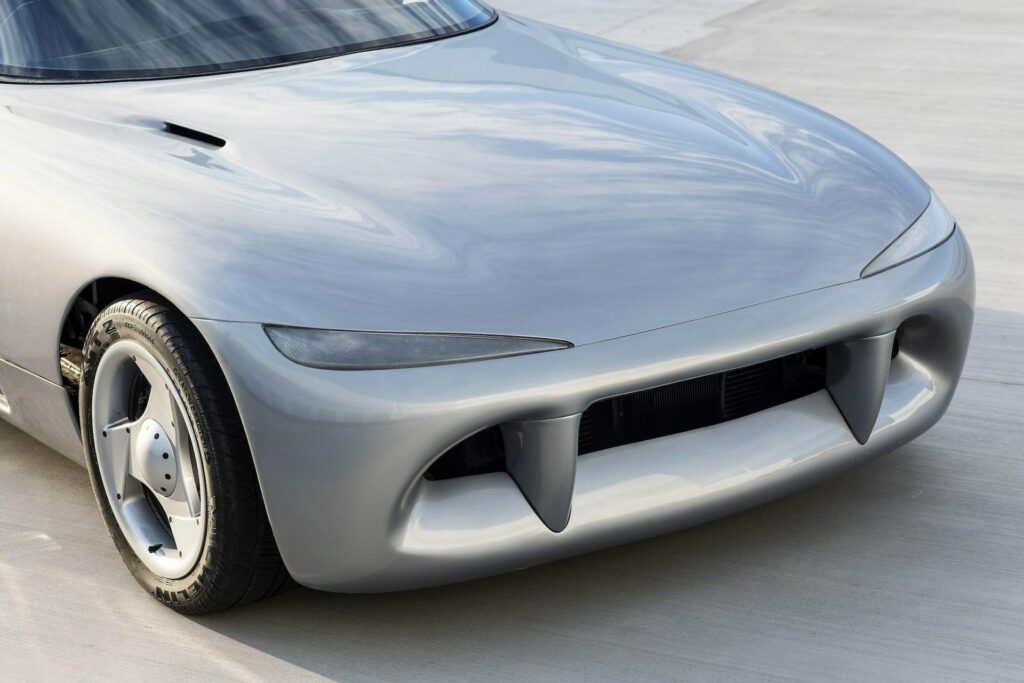 This Viper Defender Was A 1990s TV Star, But It’s Short On Venom ...