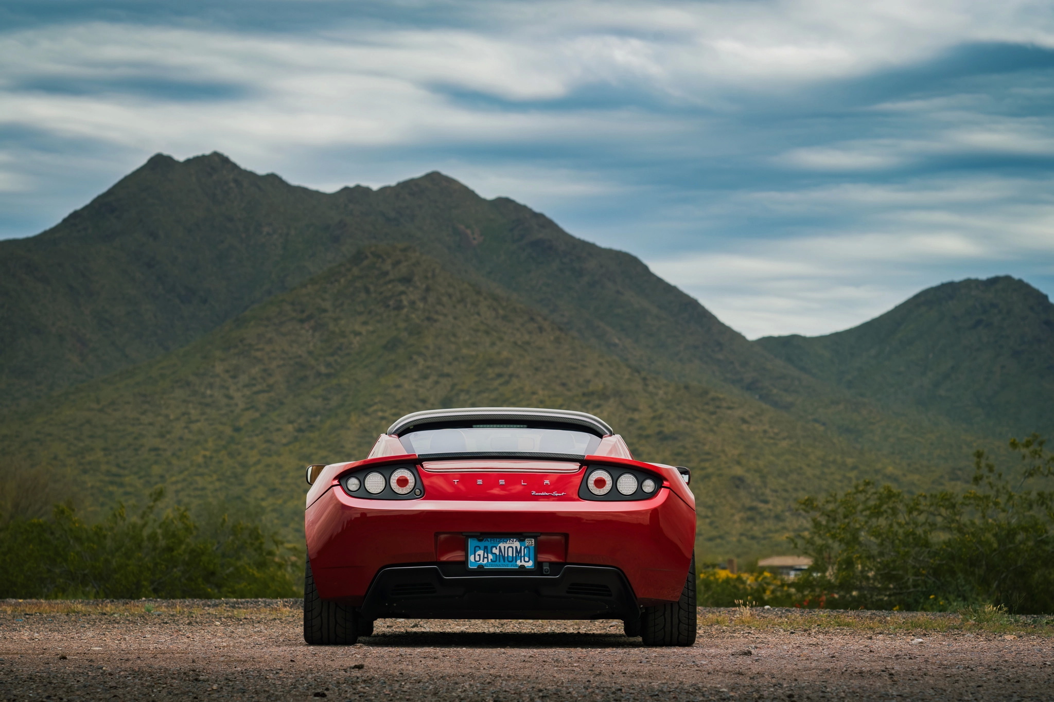 8k Mile Tesla Roadster 2.5 Sport Is Probably The Newest You’ll Be Able ...