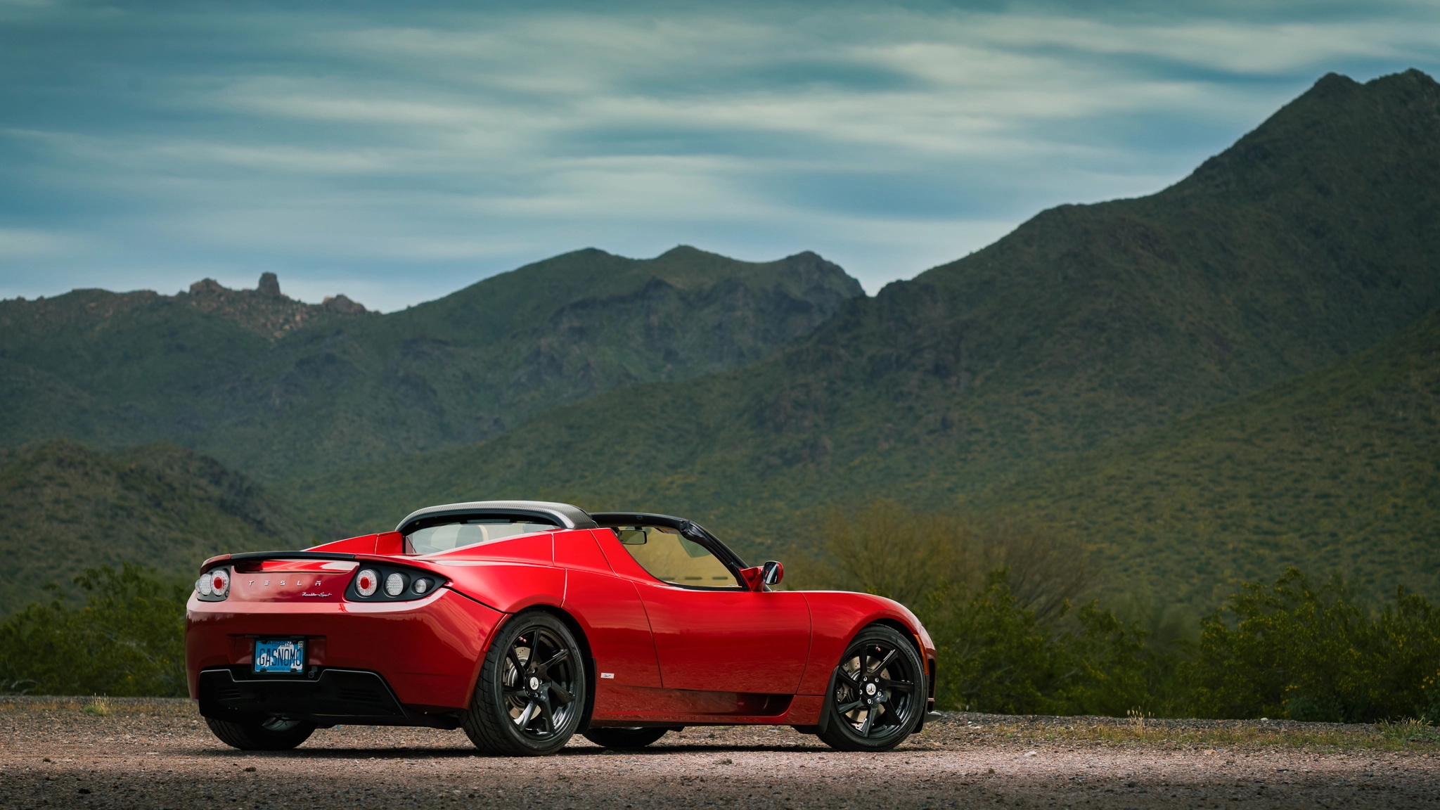 8k Mile Tesla Roadster 2.5 Sport Is Probably The Newest You’ll Be Able ...