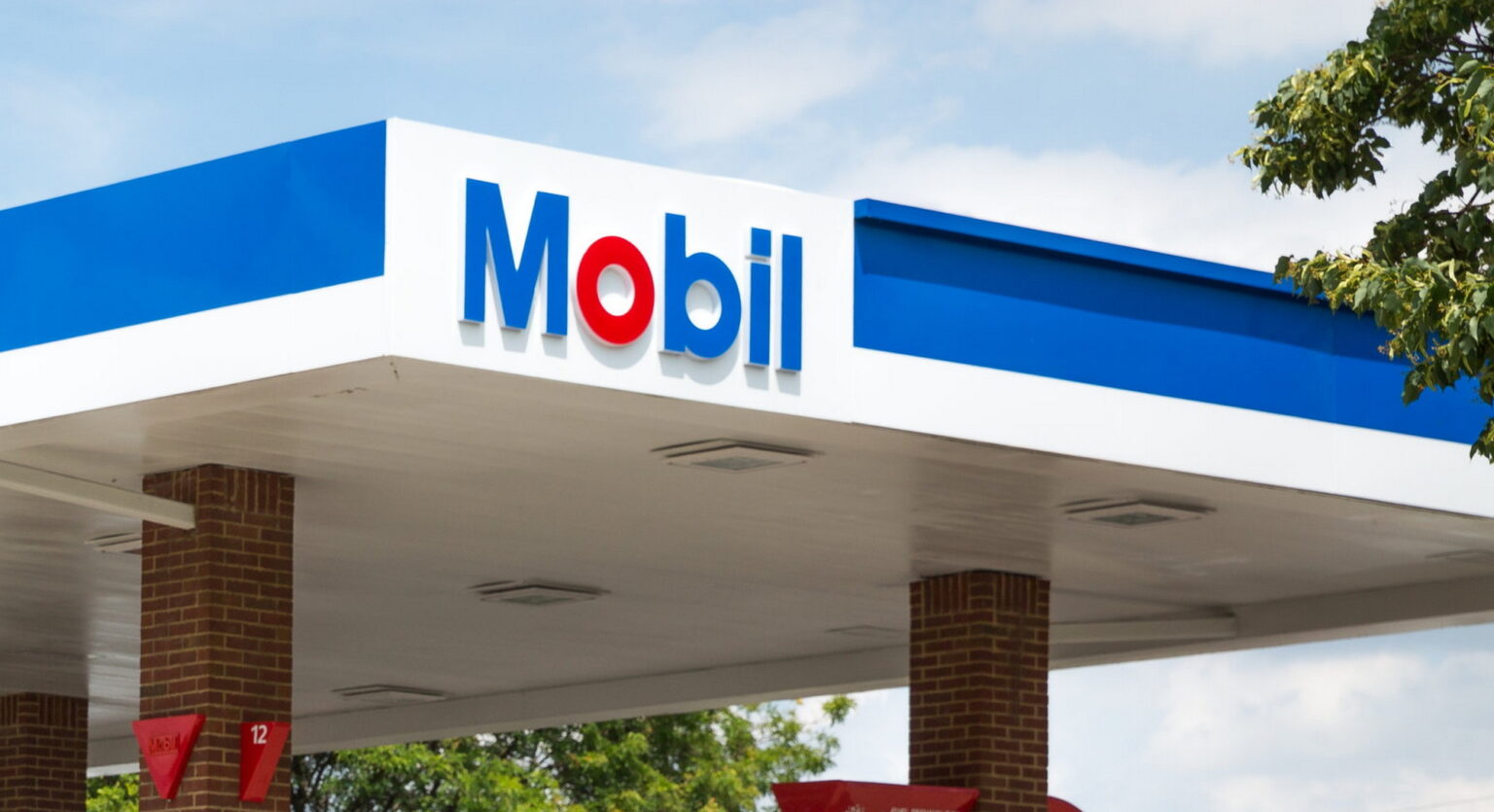 Toyota And Exxon Testing Synthetic Fuel That Cuts ICE Emissions By Up ...