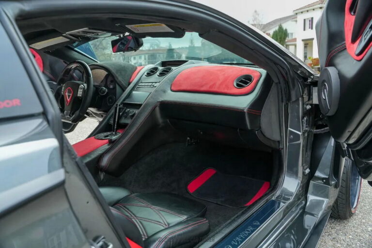 You Can Pretend To Be The Joker With A Vaydor G35 For An All Too ...