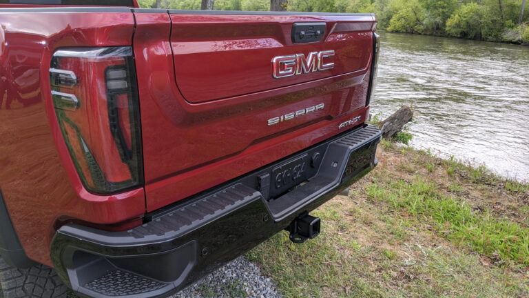 2024 GMC Sierra HD Goes Extreme With First-Ever AT4X And AEV Editions ...