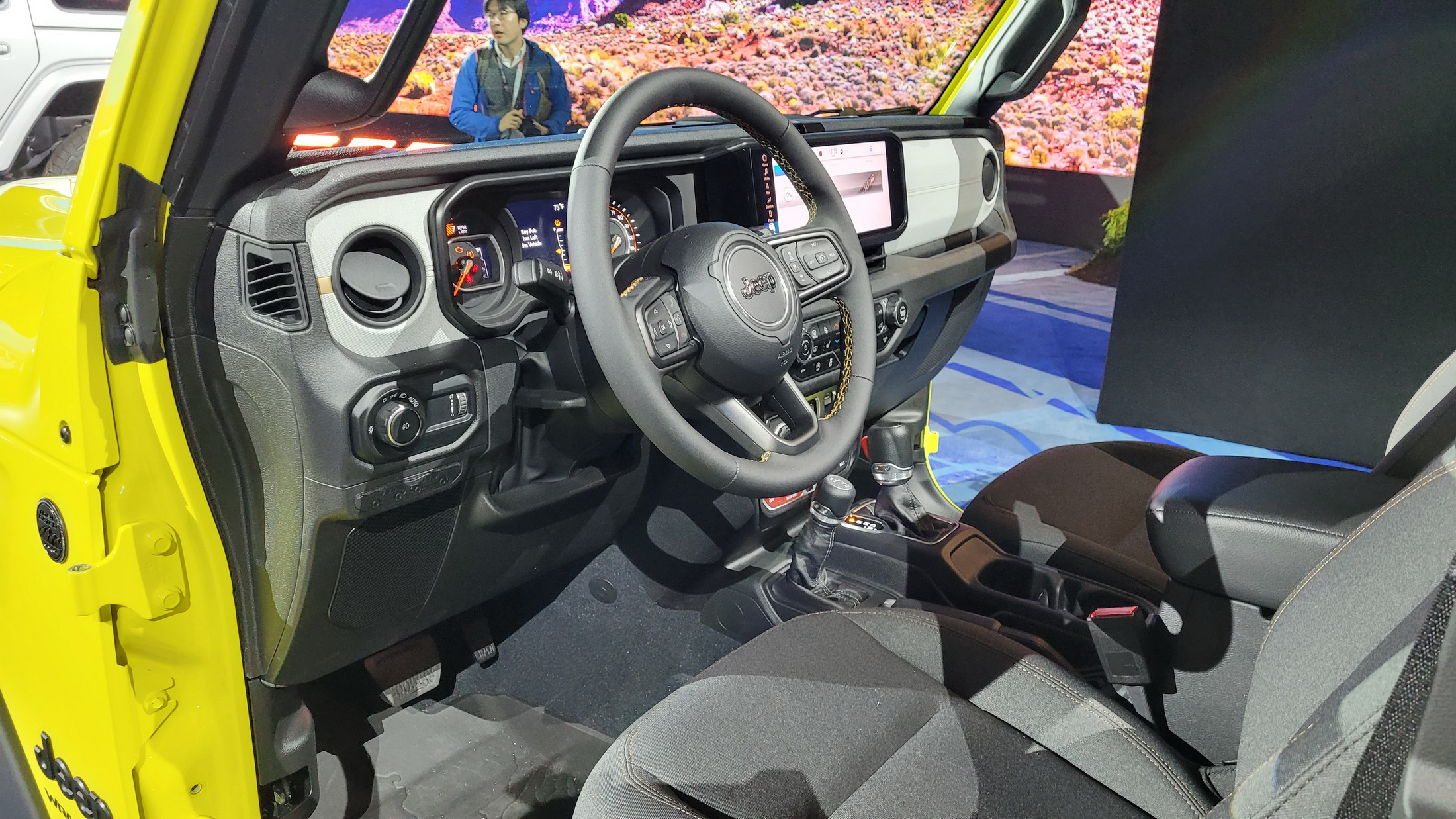 2024 Jeep Wrangler Gets A Divisive Face But A Welcome New Interior ...