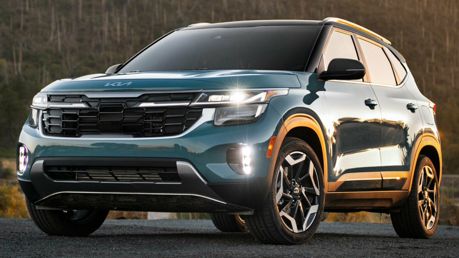 Kia’s Smallest SUV Is About To Grow Up In Every Possible Way | Carscoops