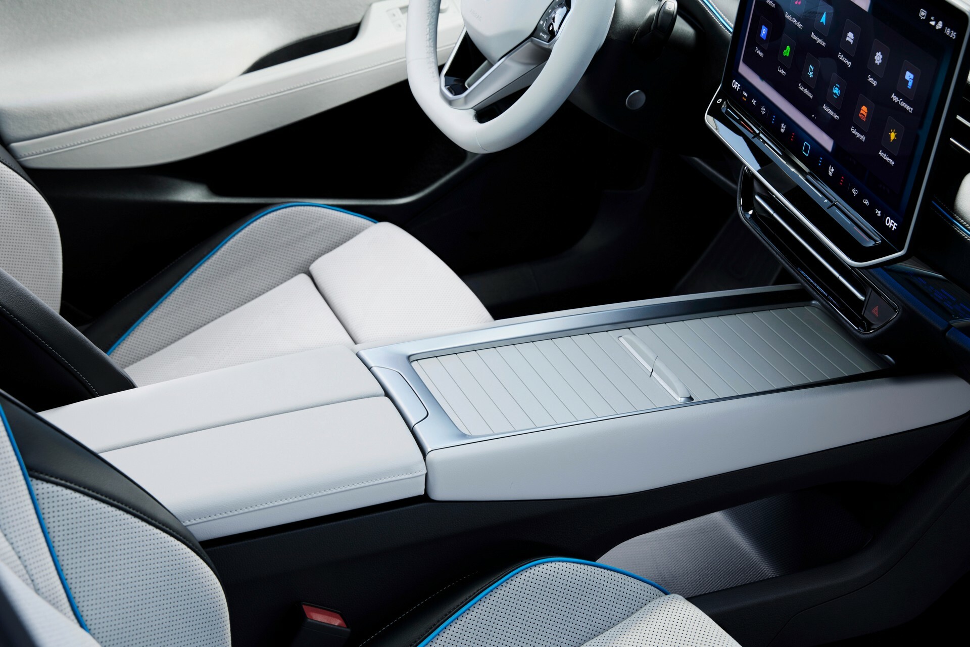2025 VW ID.7 Is Coming After Tesla’s Model 3 With Up To 435 Miles Of ...