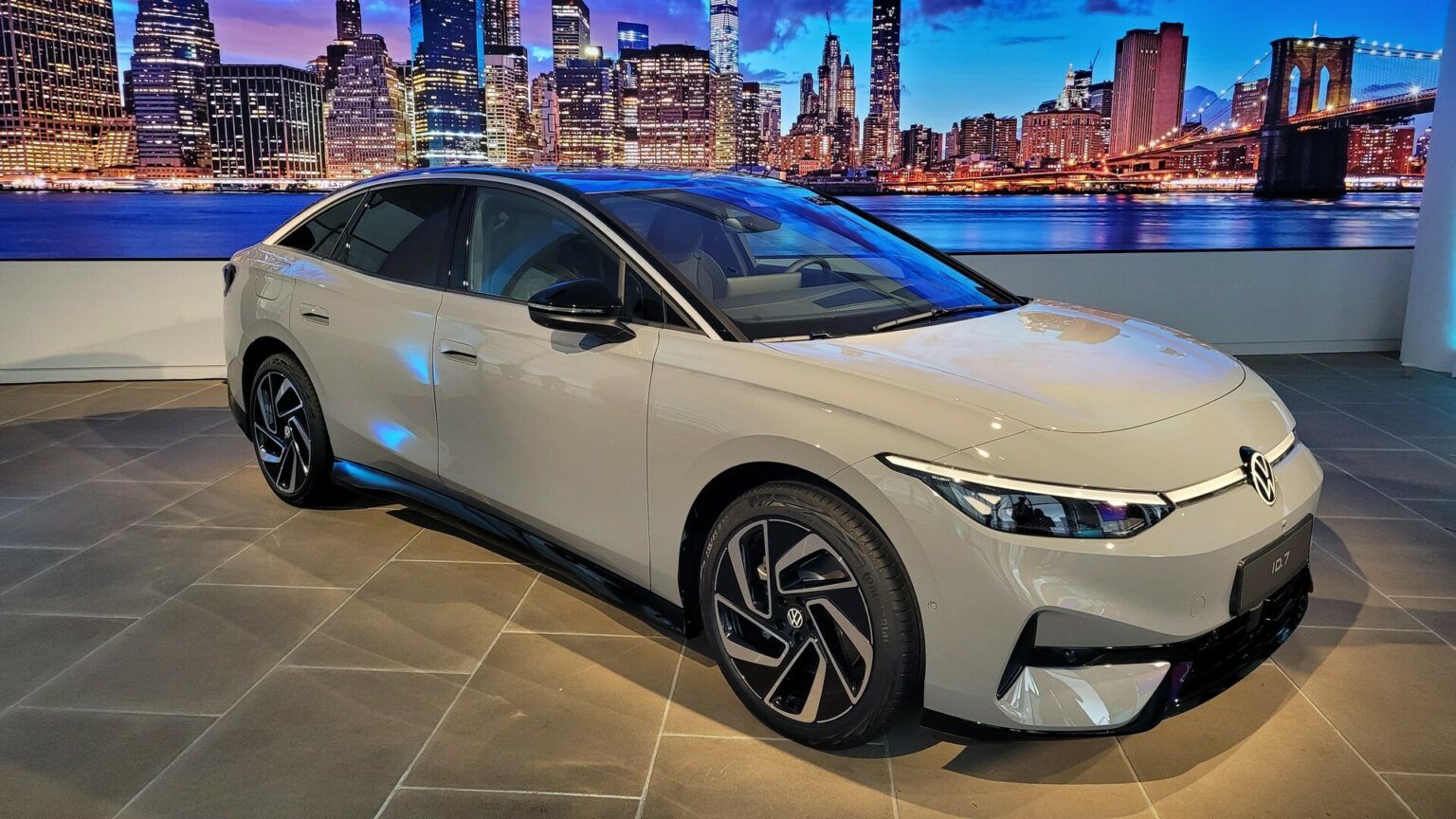 First Look: The VW ID.7 Is An Electric Passat For A New Generation ...