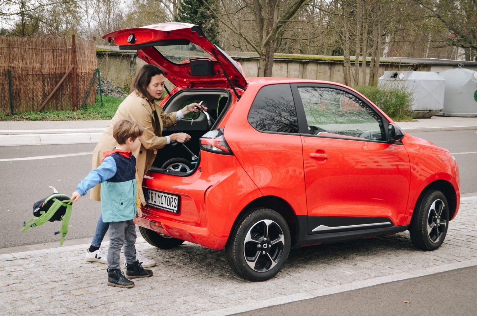 Teeny-Weeny Ari 902 Is A Pint-Size Electric Van For Europe | Carscoops