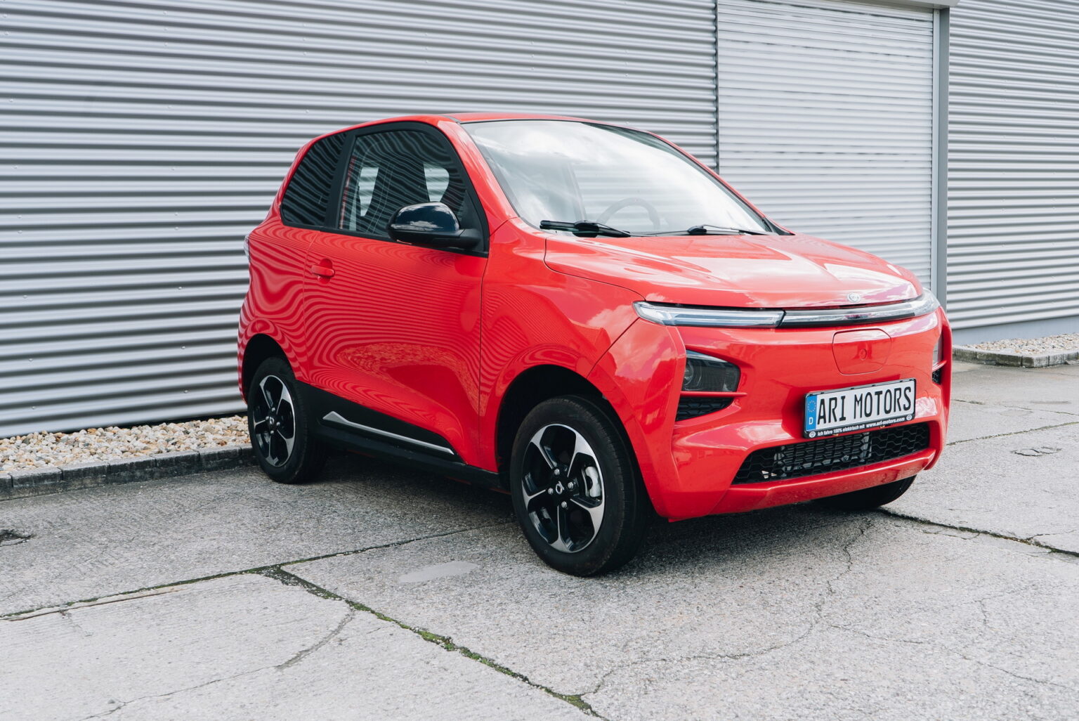 Teeny-Weeny Ari 902 Is A Pint-Size Electric Van For Europe | Carscoops