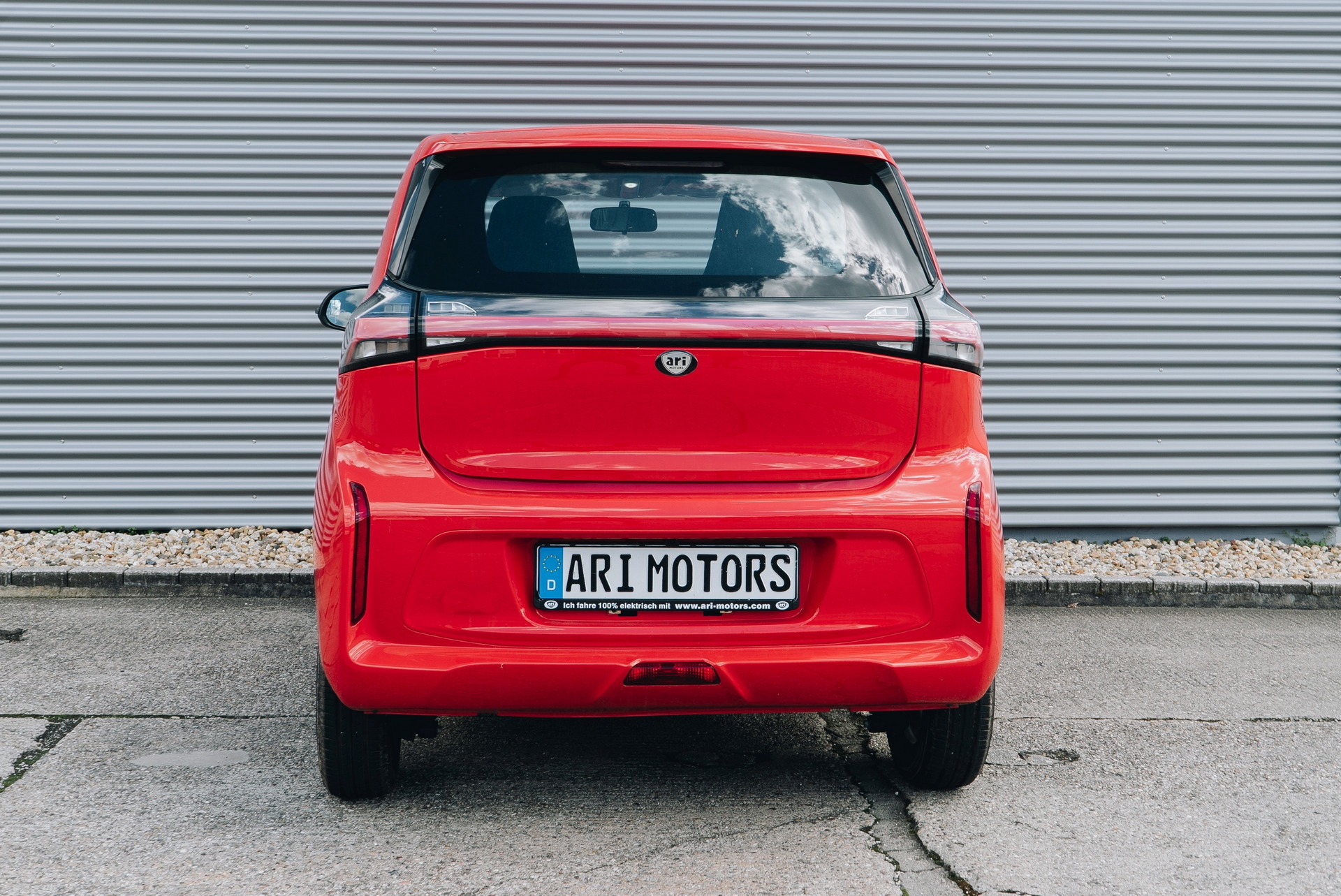 Teeny-Weeny Ari 902 Is A Pint-Size Electric Van For Europe | Carscoops