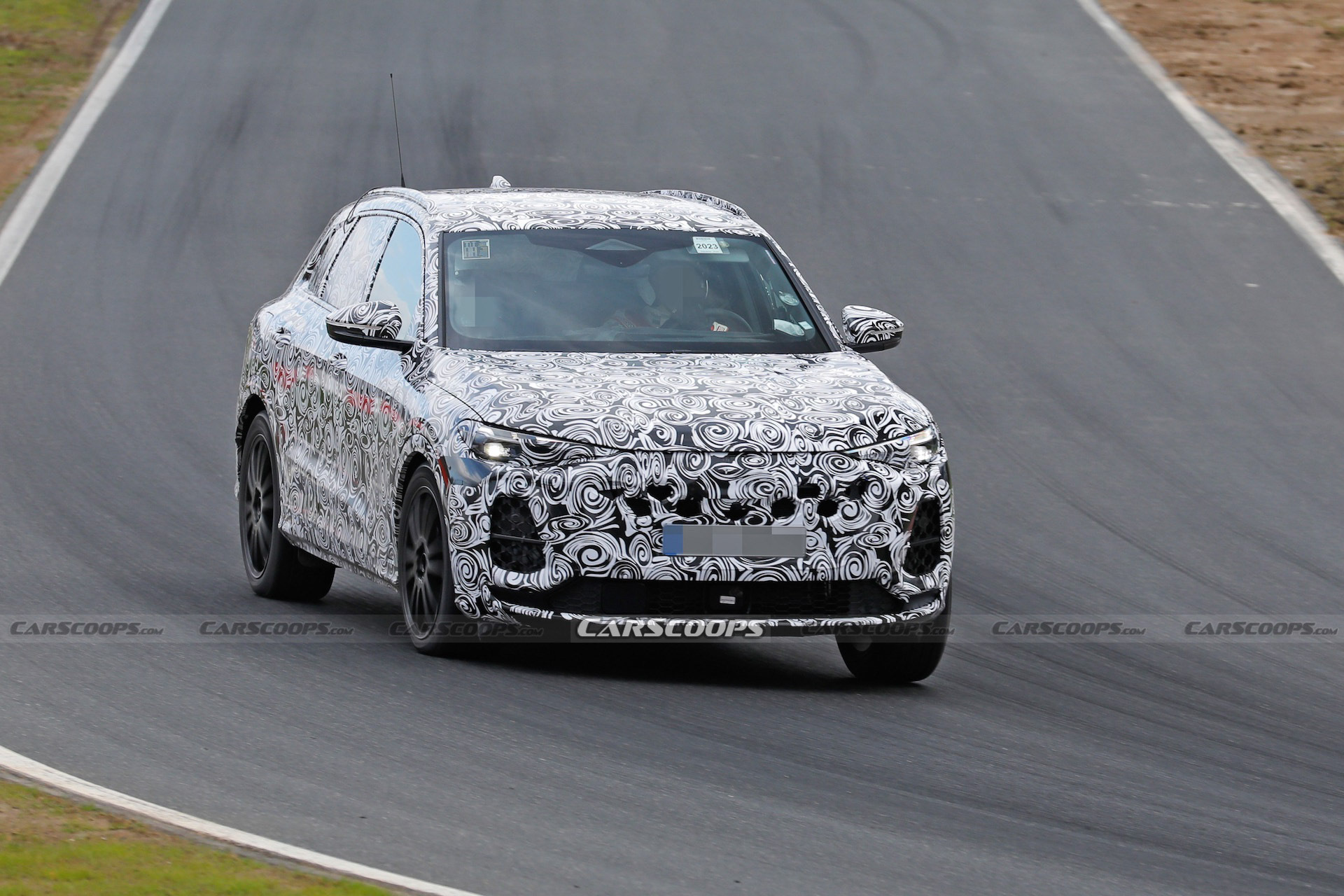 Gas-Powered Audi SQ5 Gets One Last Performance Before EV Switch | Carscoops