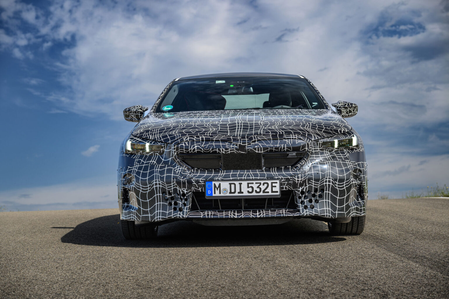 BMW’s i5 Will Change Lanes When You Look In The Mirror, Gets Super ...