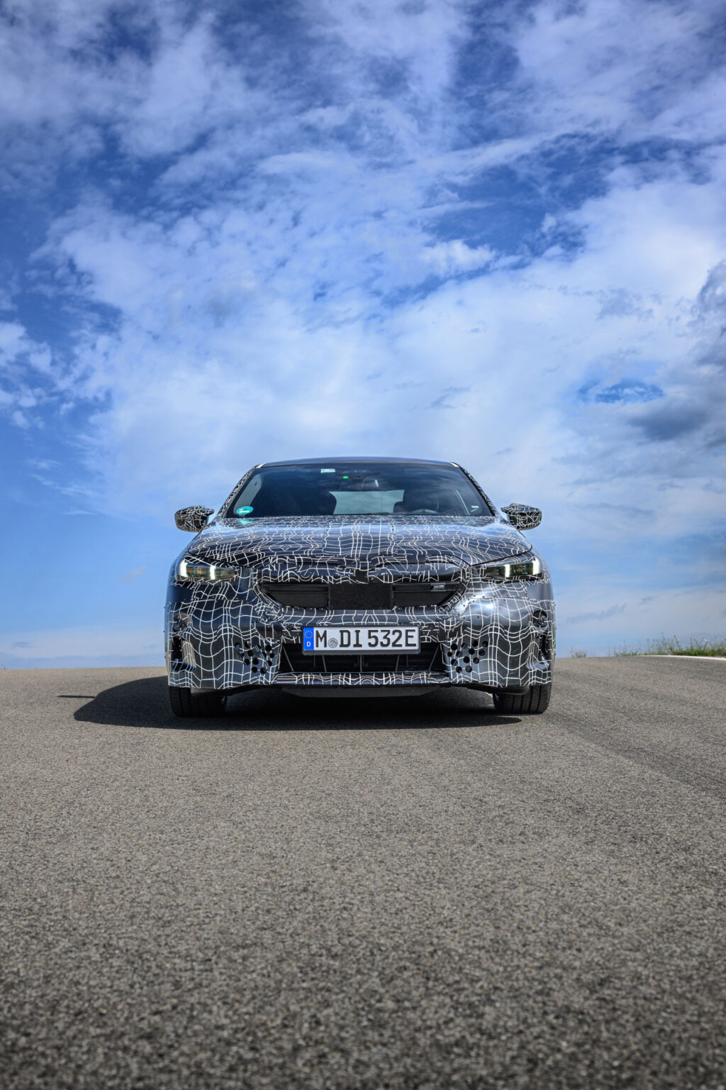 BMW’s i5 Will Change Lanes When You Look In The Mirror, Gets Super ...