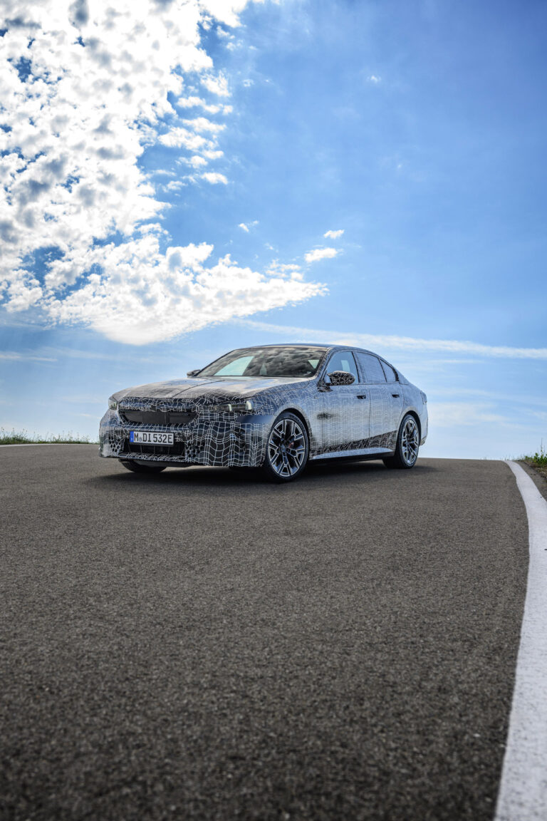 BMW’s i5 Will Change Lanes When You Look In The Mirror, Gets Super ...