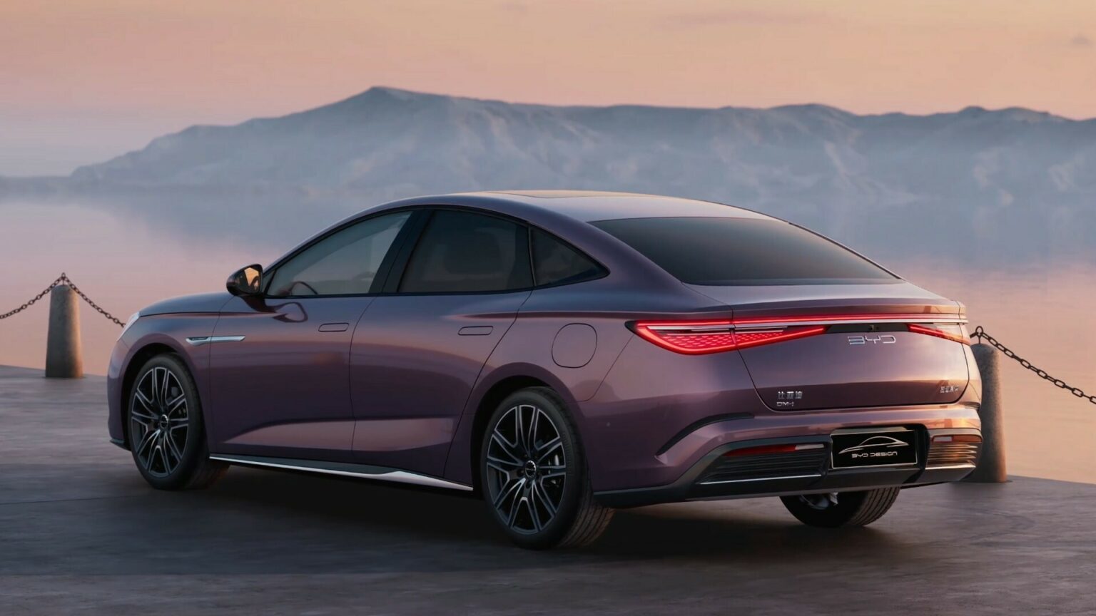 BYD’s Ocean Series Gets New Chaser 07 PHEV Sedan With 124-Mile EV Range ...