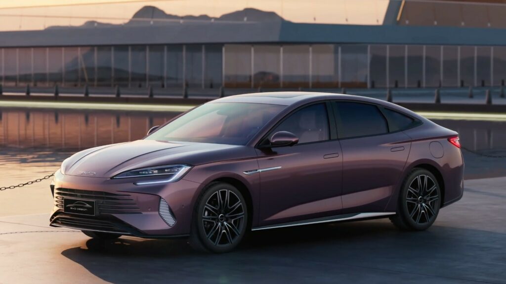 BYD’s Ocean Series Gets New Chaser 07 PHEV Sedan With 124-Mile EV Range ...