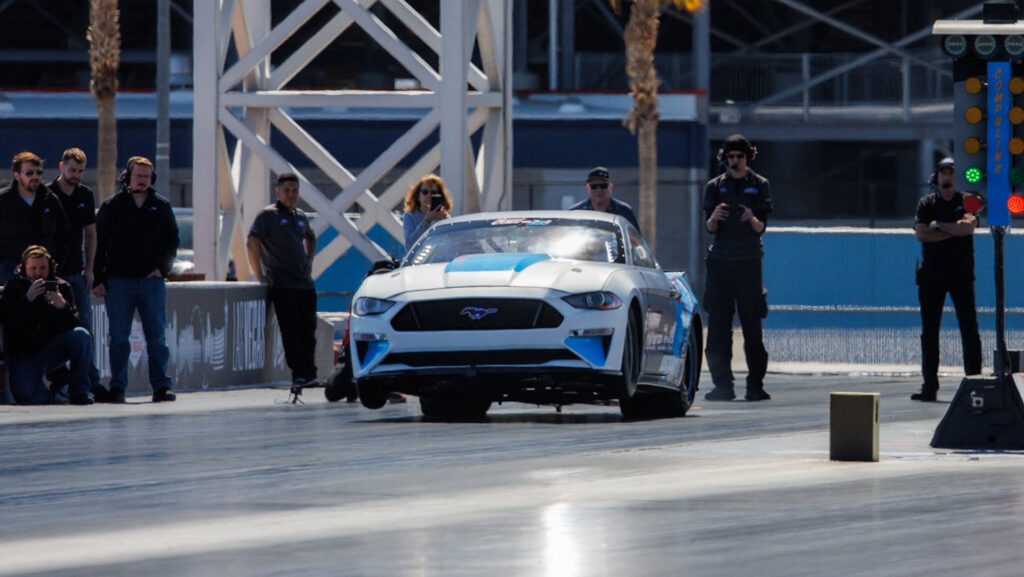 1,800-HP Ford Mustang Super Cobra Jet 1800 Is A Quarter Mile EV Missile ...