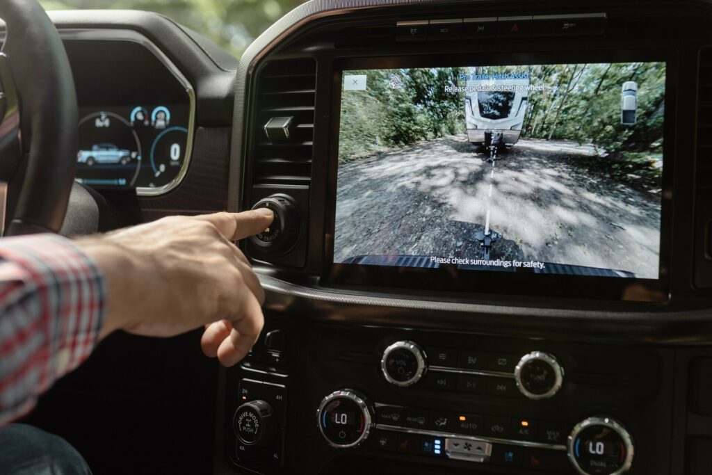 Ford’s AI-Infused Pro Trailer Hitch Assist Takes The Guesswork From ...