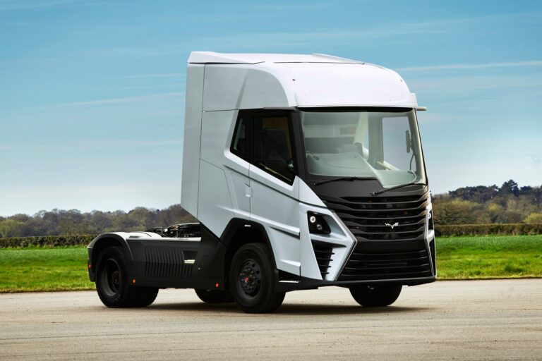 New HGV From Hydrogen Vehicle Systems Has An F1-Style KERS System ...
