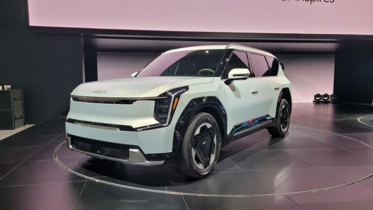 The 10 Best And Worst Things About EVs That Never Get Mentioned | Carscoops