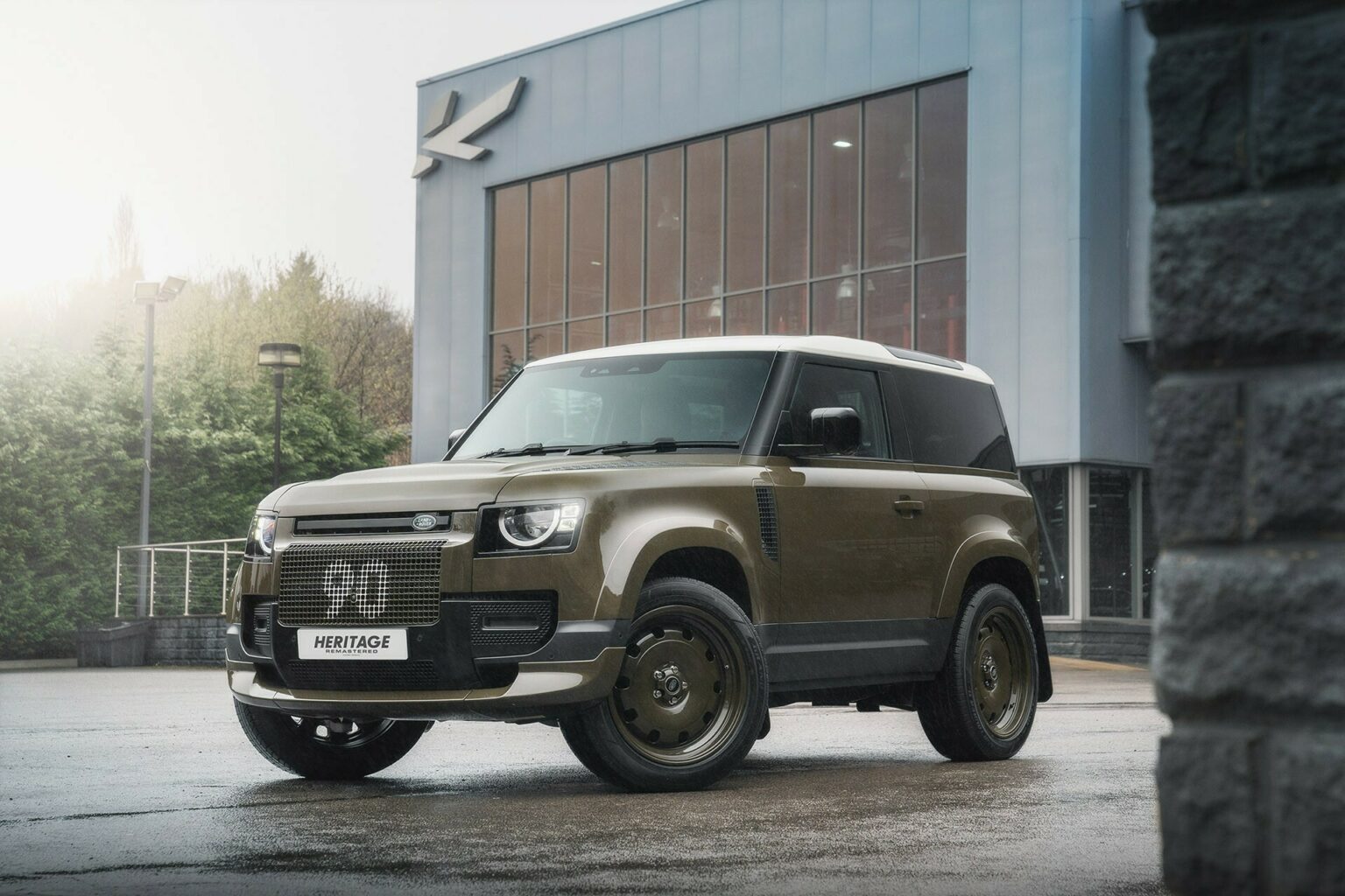 Kahn’s Remastered Land Rover Defender Pays A Brownish Tribute To The ...