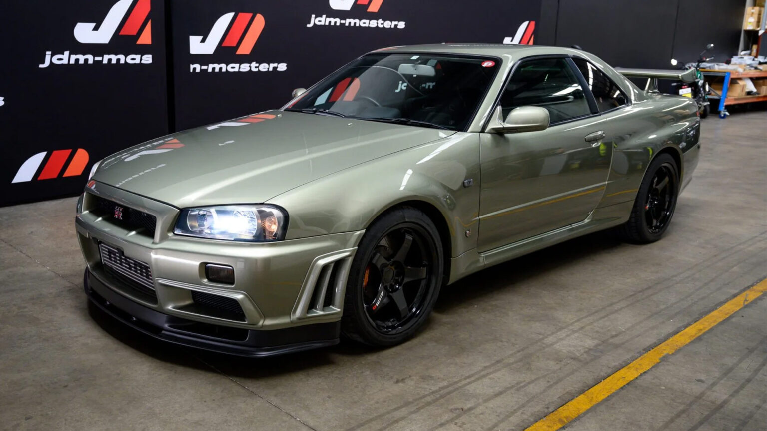 Rare Nissan Skyline GT-R M-Spec Nür Could Fetch $400,000 At Auction ...