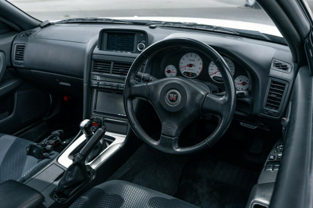 This Nissan Skyline GT-R V-Spec II Looks Just About Perfect | Carscoops