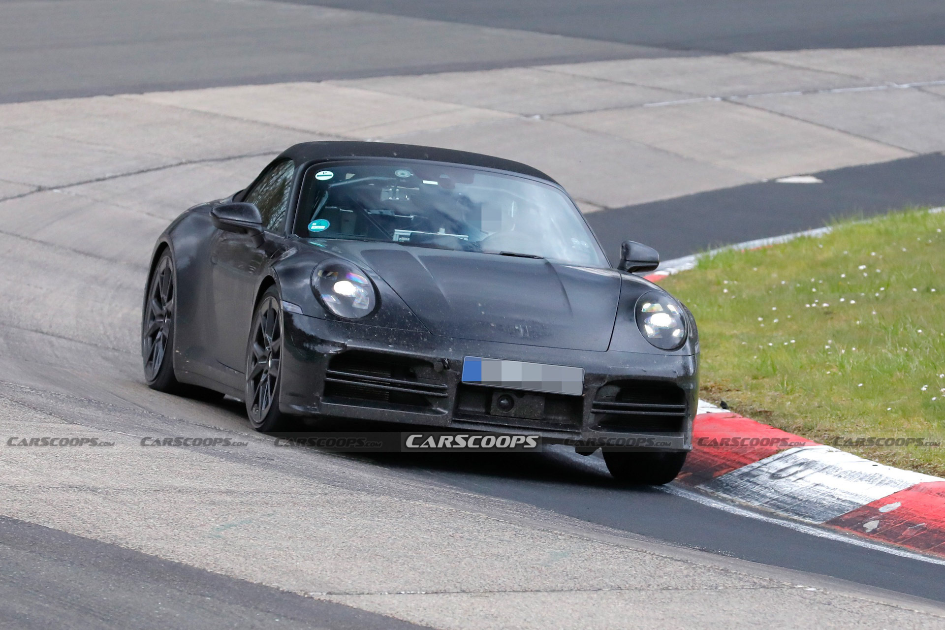 Facelifted Porsche 911 Cabriolet Strips Away Almost All Disguise ...
