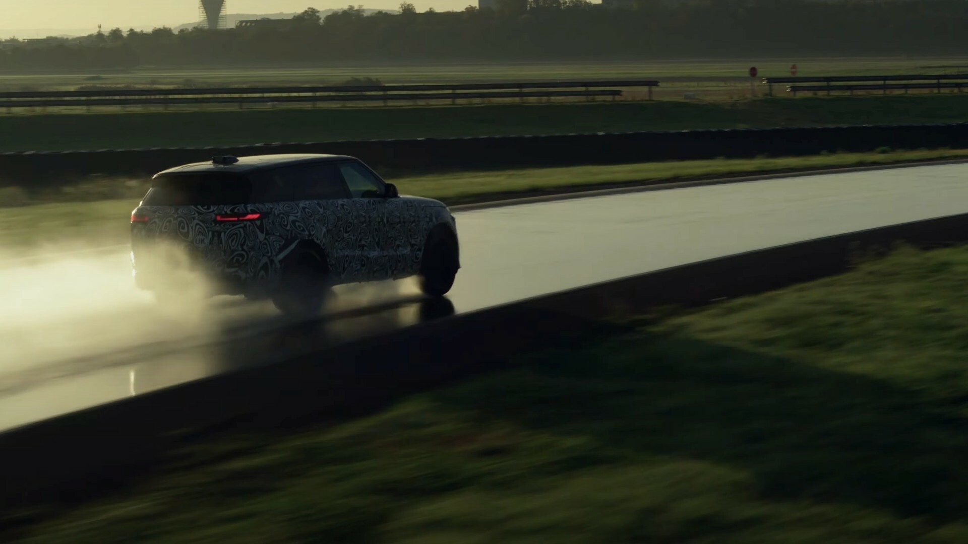 2024 Range Rover Sport SV Teased As Land Rover’s Most Advanced SUV Yet ...