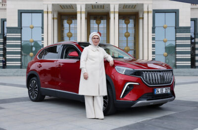 President Erdogan Takes Delivery Of Turkey’s First Togg T10X Electric ...