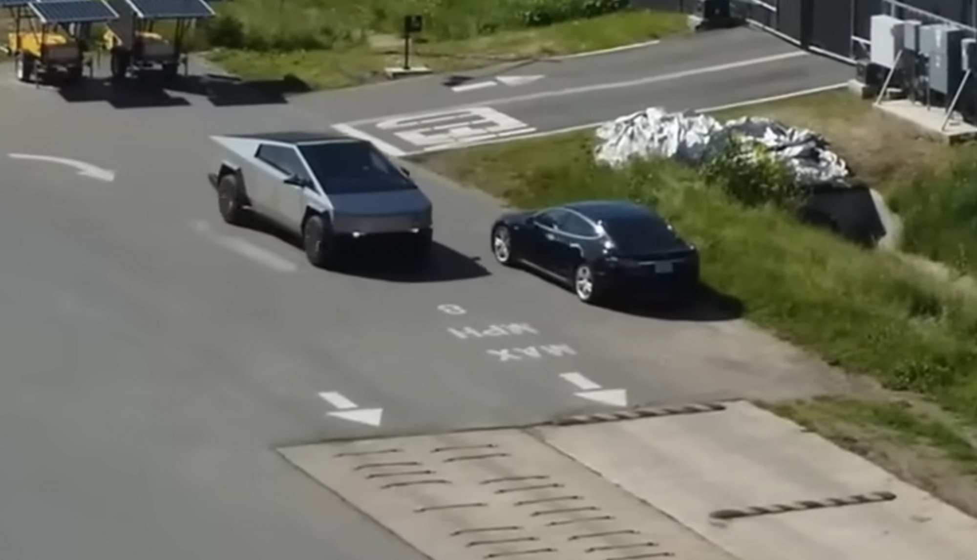 See How The Tesla Cybertruck’s Suspension Handles Rough Roads In Drone ...