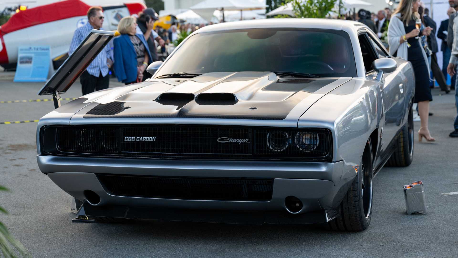This Dodge Challenger Hellcat Makes Its Best Impression Of An Old ...