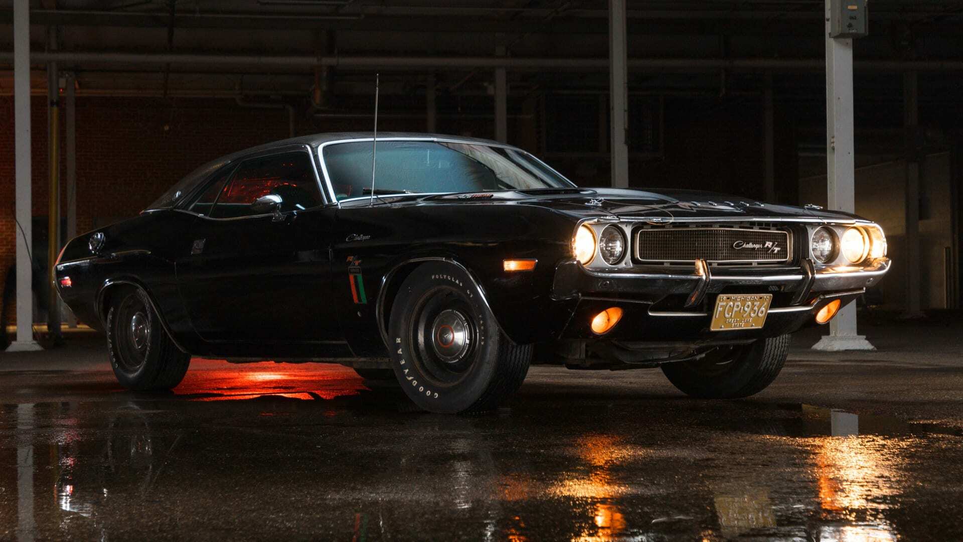Famous ‘Black Ghost’ 1970 Dodge Challenger Sold For Over $1 Million ...