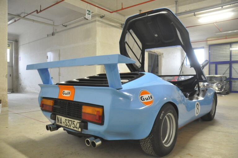 Puma GTV Is A Classic VW Beetle Pretending To Be An Italian 1970s ...