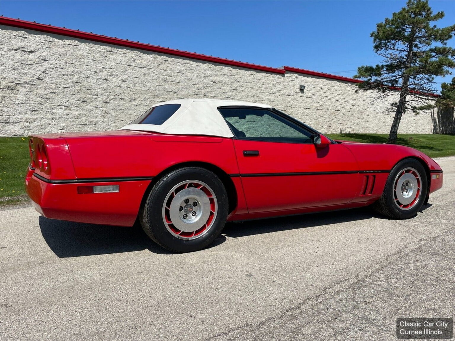 The First Electric Corvette Was A Secret Motorola Prototype That’s ...